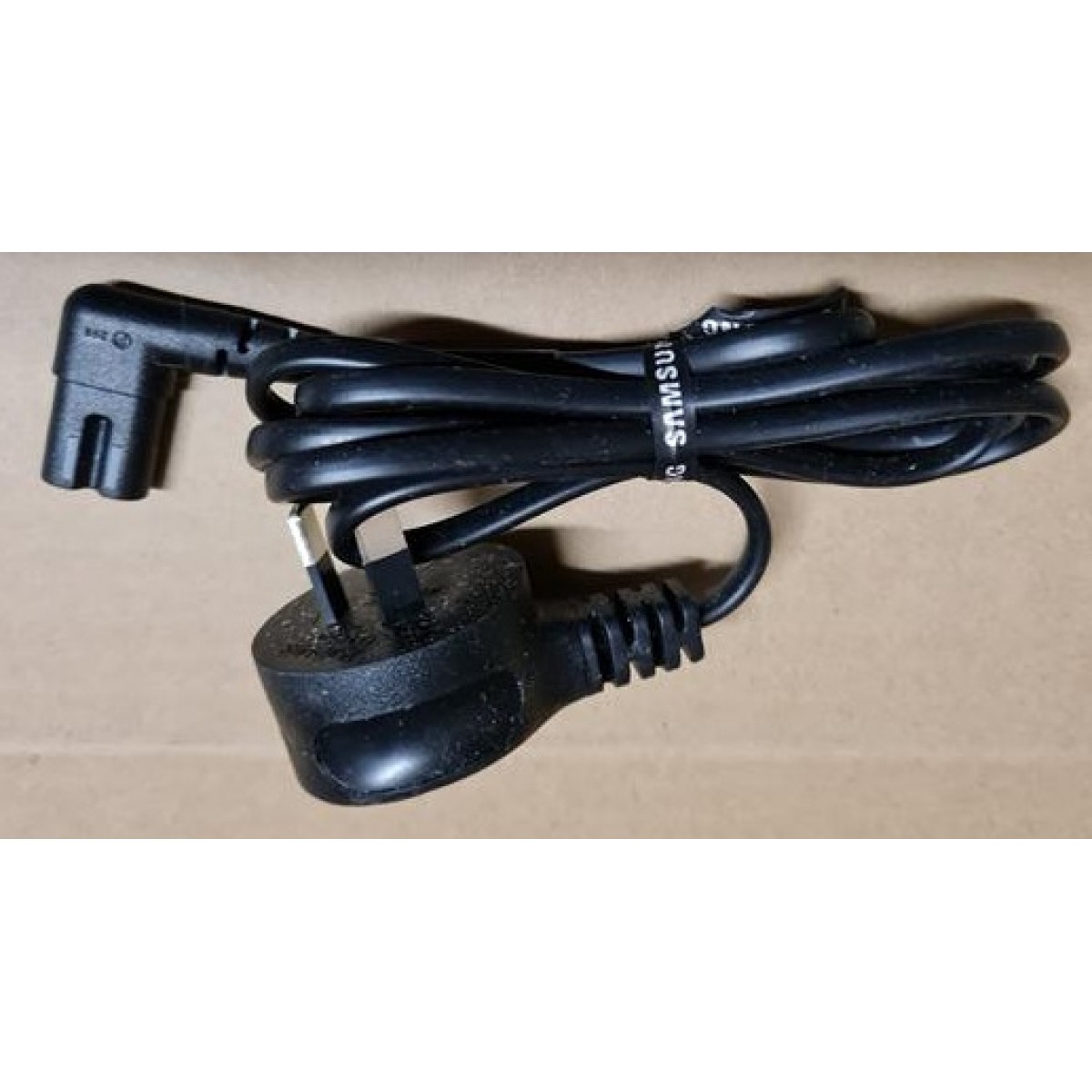 POWER CABLE RIGHT ANGLED FIGURE 8