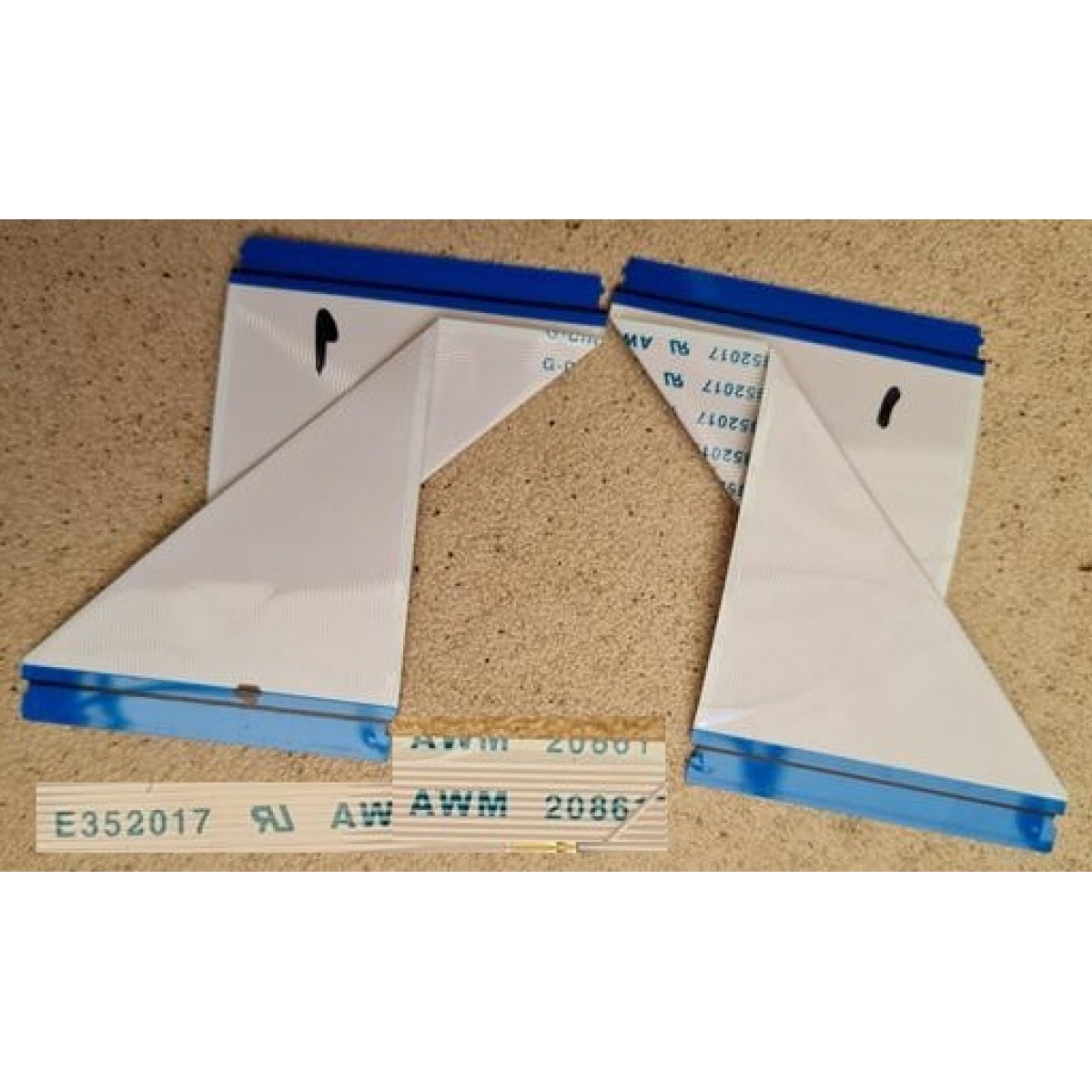 HITACHI 58QLEDSM20 CABLES E352017 AWM20861